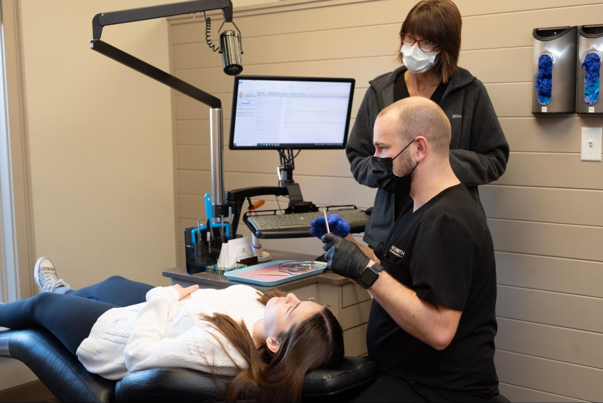 How Do I Take Care of My Retainers? | Farnsworth Family Orthodontics